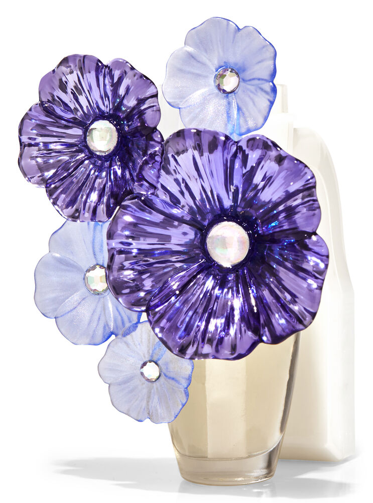 Buy Multi Wallflowers Fragrance Plug Online | Bath & Body Works Thailand